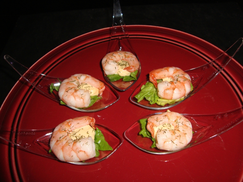 Cuillère apéritive à la crevette et sa sauce cocktail | ça ne sent pas ...